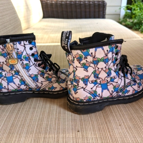 Dr. Martens | Shoes | Dr Martens Adventure Time Finn Cartoon Network ...